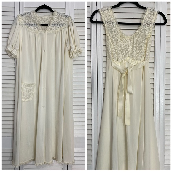 Shadowline | Dresses | Small 32 Shadowline Vintage 96s Offwhite Nylon ...